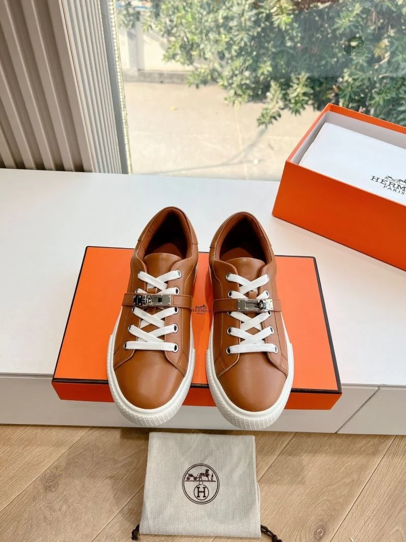 Top mirror Hermes Low Shoes