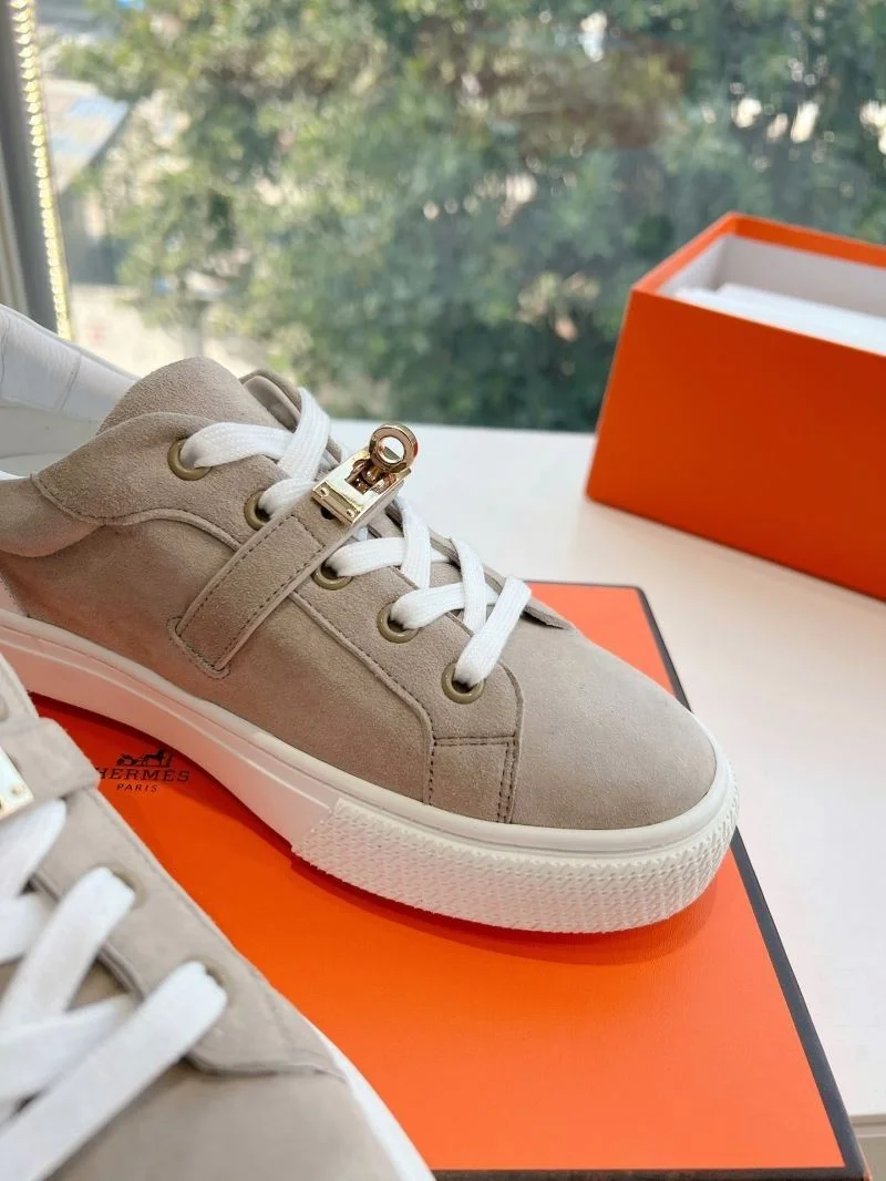 Value-priced Hermes Low Shoes