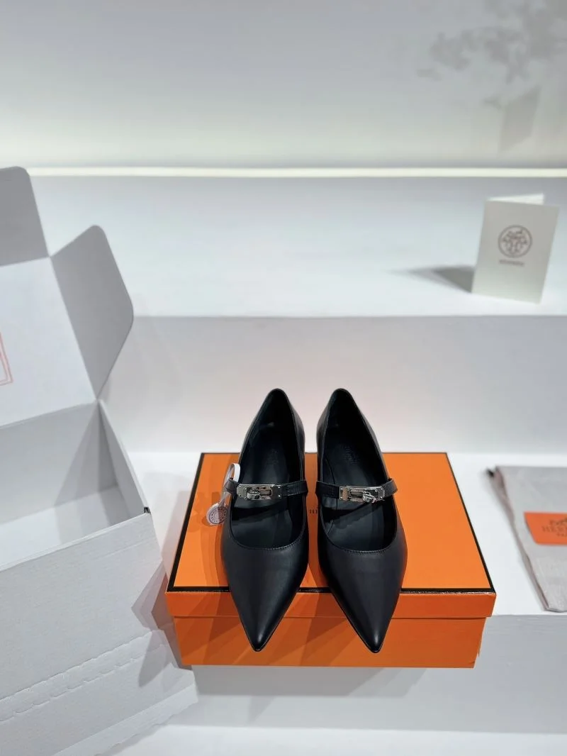 Hermes Low Shoes