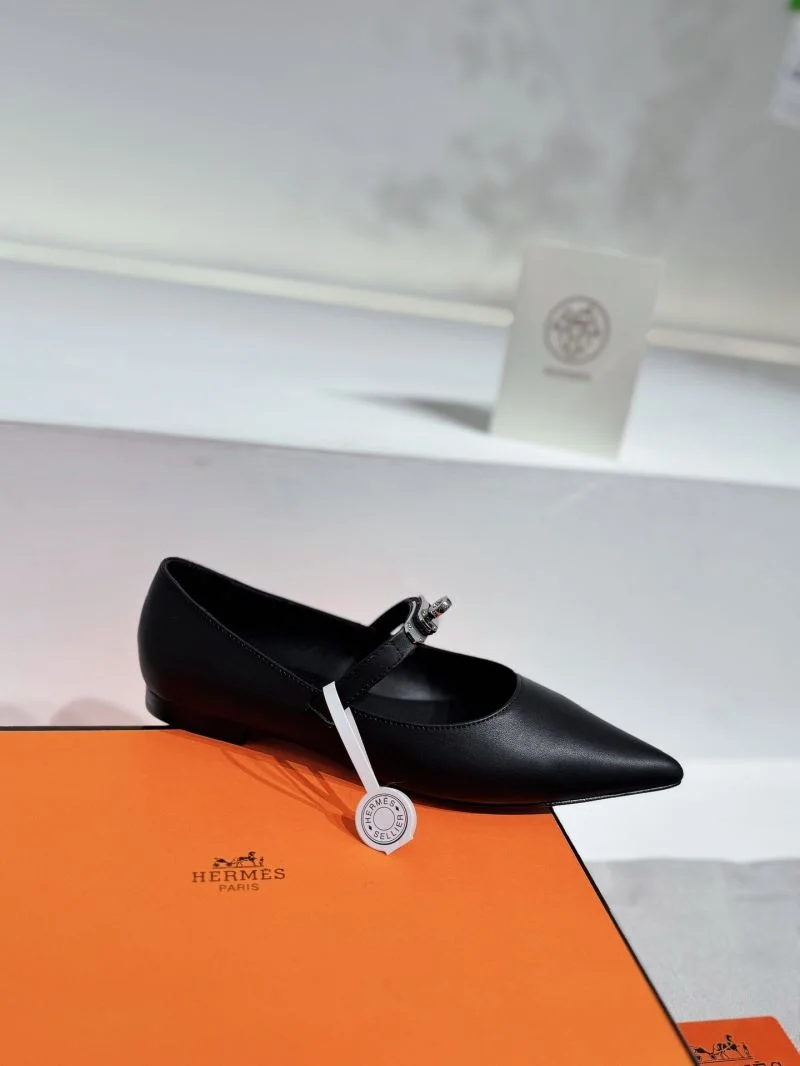 Exact replica Hermes Low Shoes