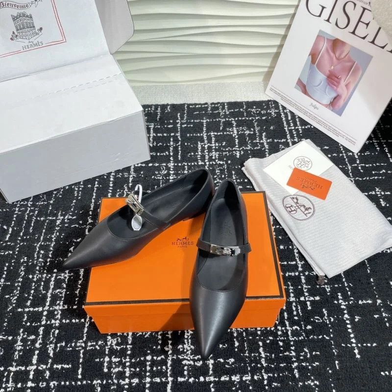 Exact replica Hermes Low Shoes