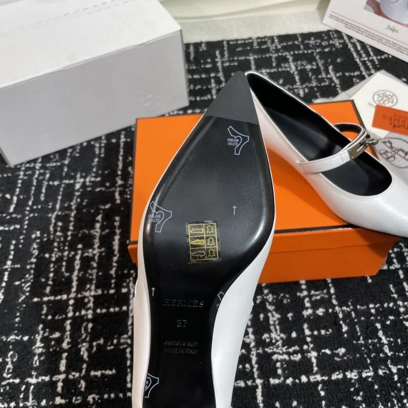 Bargain Hermes Low Shoes