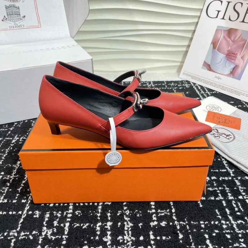 Indistinguishable Hermes Low Shoes
