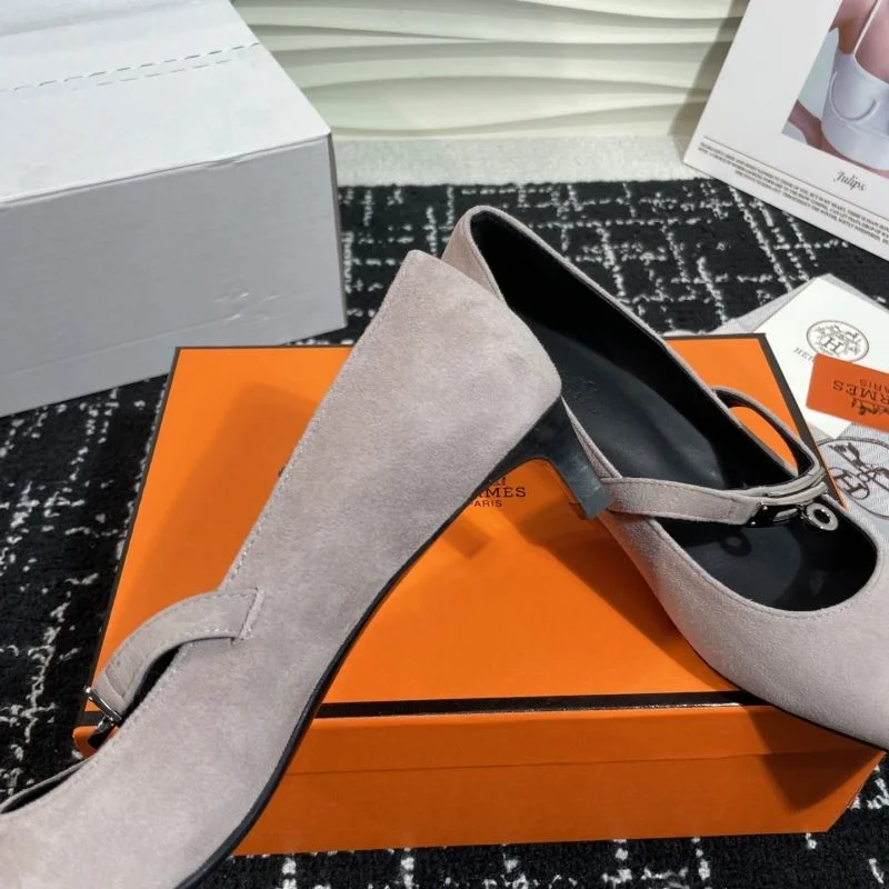 Inexpensive Hermes Low Shoes