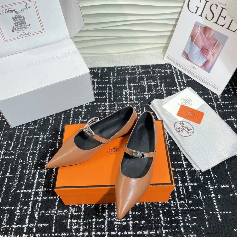 Value-priced Hermes Low Shoes