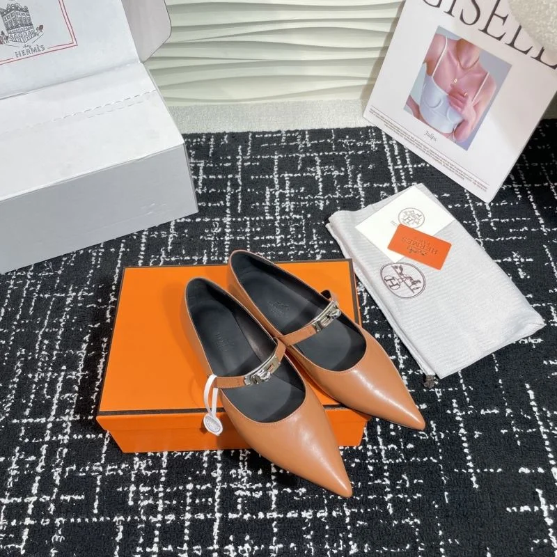 Value-priced Hermes Low Shoes