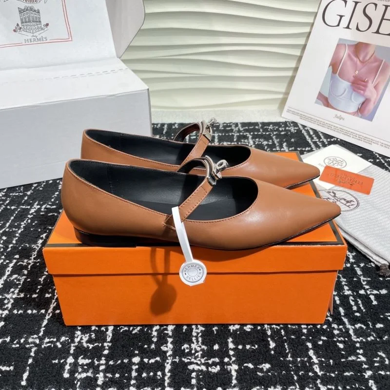 Value-priced Hermes Low Shoes