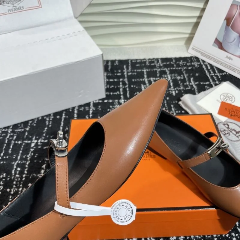 Value-priced Hermes Low Shoes