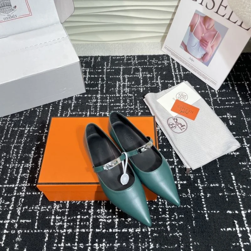 Low-cost Hermes Low Shoes