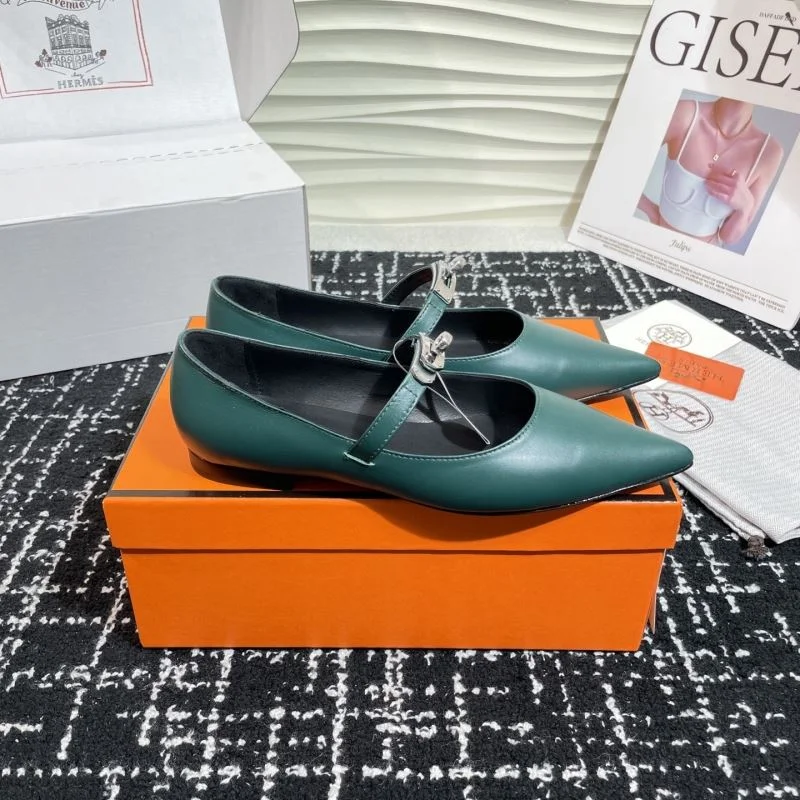 Low-cost Hermes Low Shoes