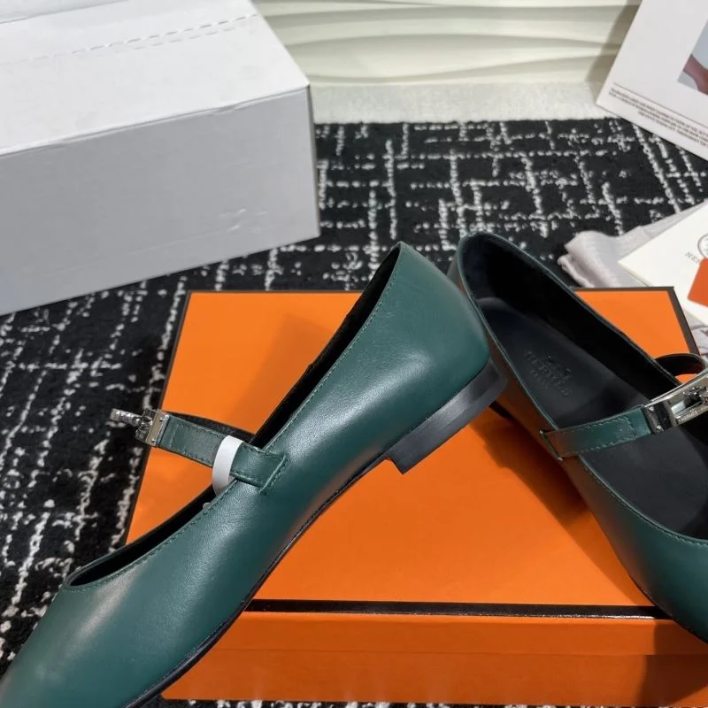 Low-cost Hermes Low Shoes