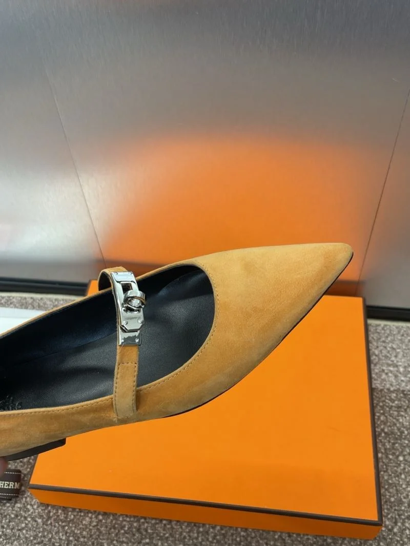 Inexpensive Hermes Low Shoes