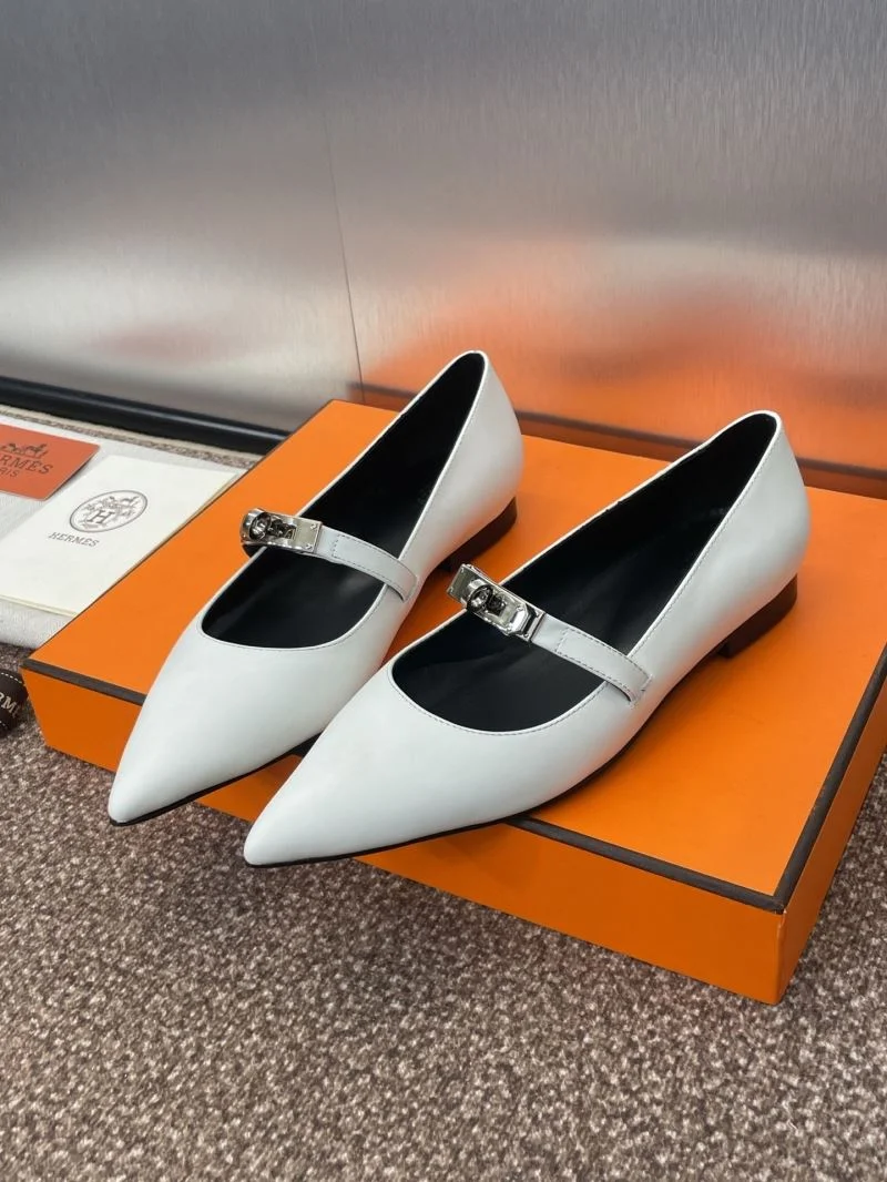 Bargain Hermes Low Shoes