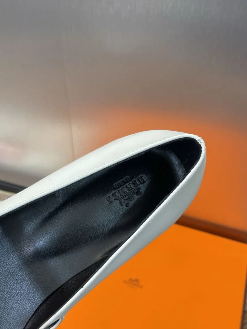 Bargain Hermes Low Shoes