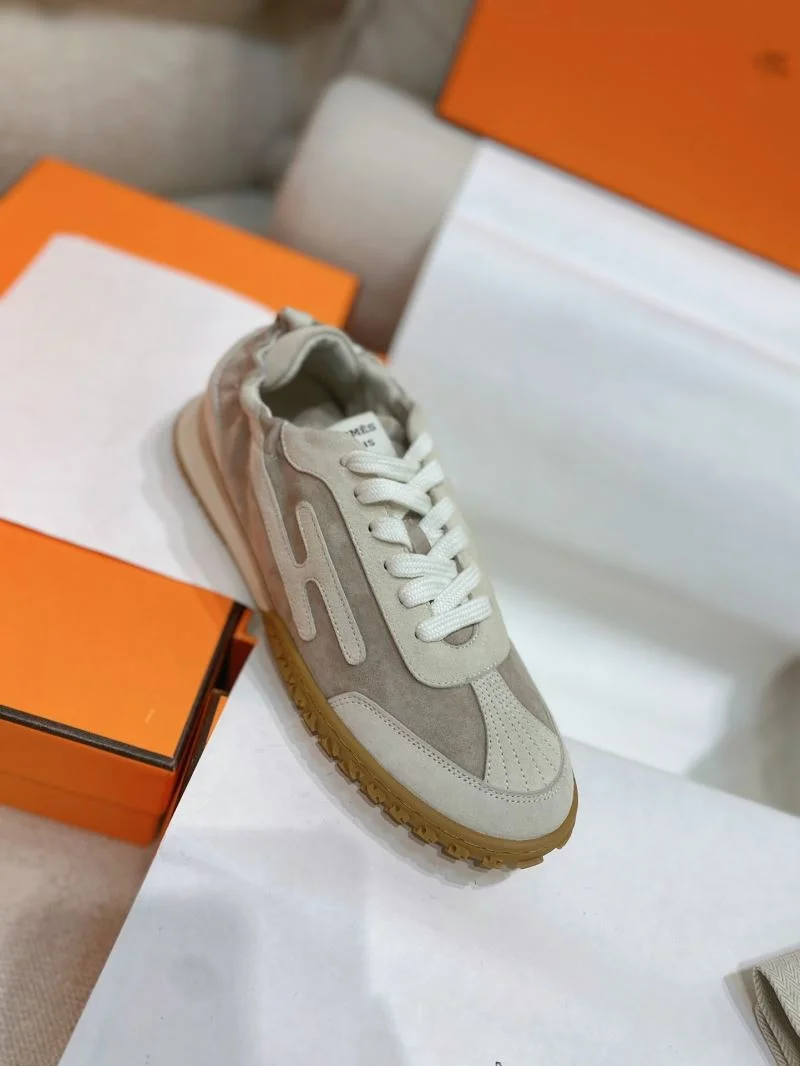 Accurate model Hermes Low Shoes