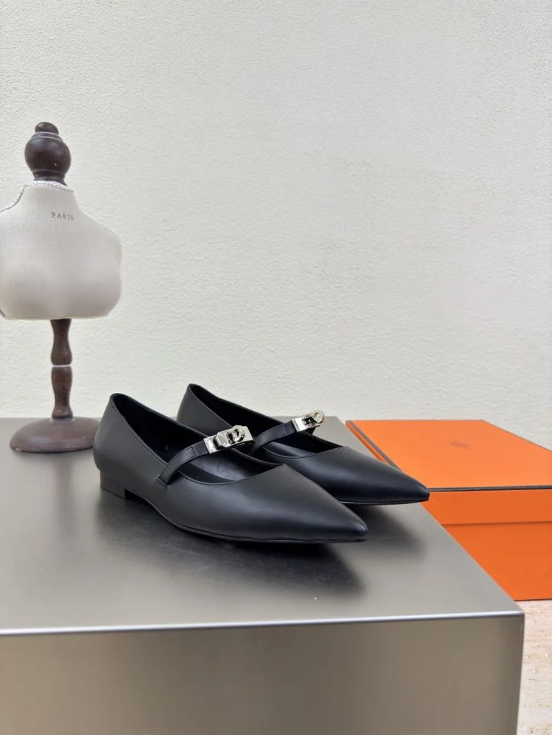 Top mirror Hermes Low Shoes