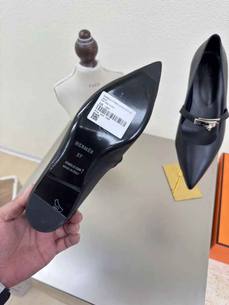 Top mirror Hermes Low Shoes