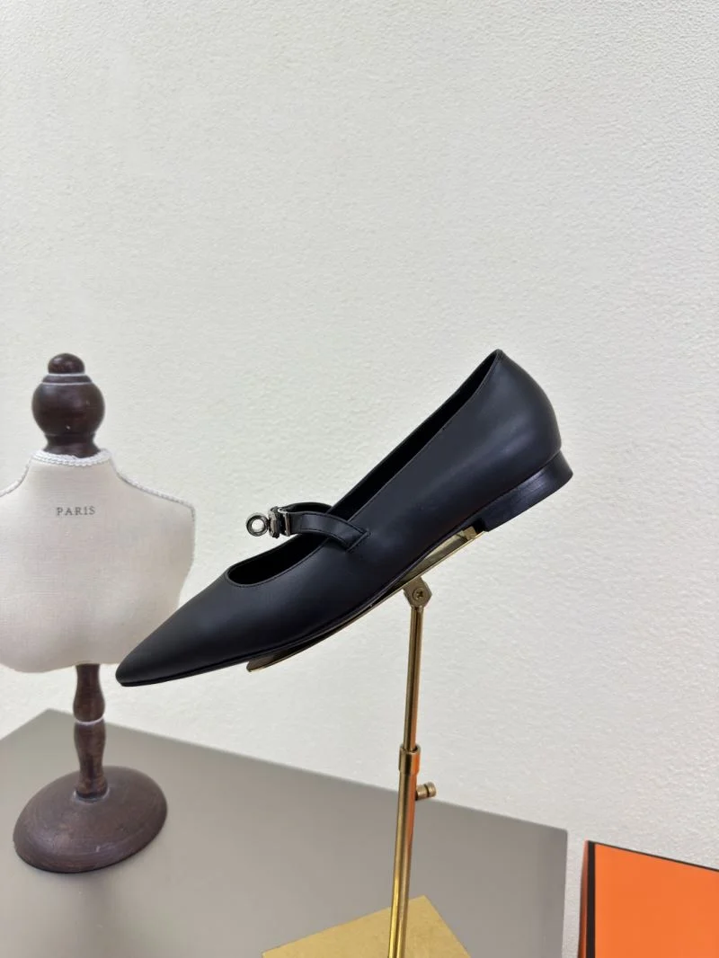 Top mirror Hermes Low Shoes
