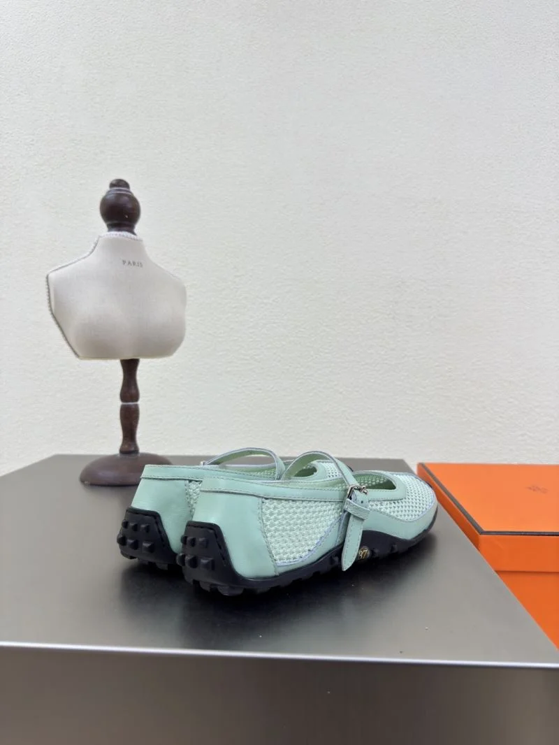 Brand-authenticated Hermes Low Shoes
