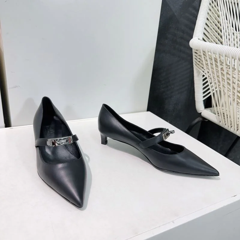 Low-cost Hermes Low Shoes