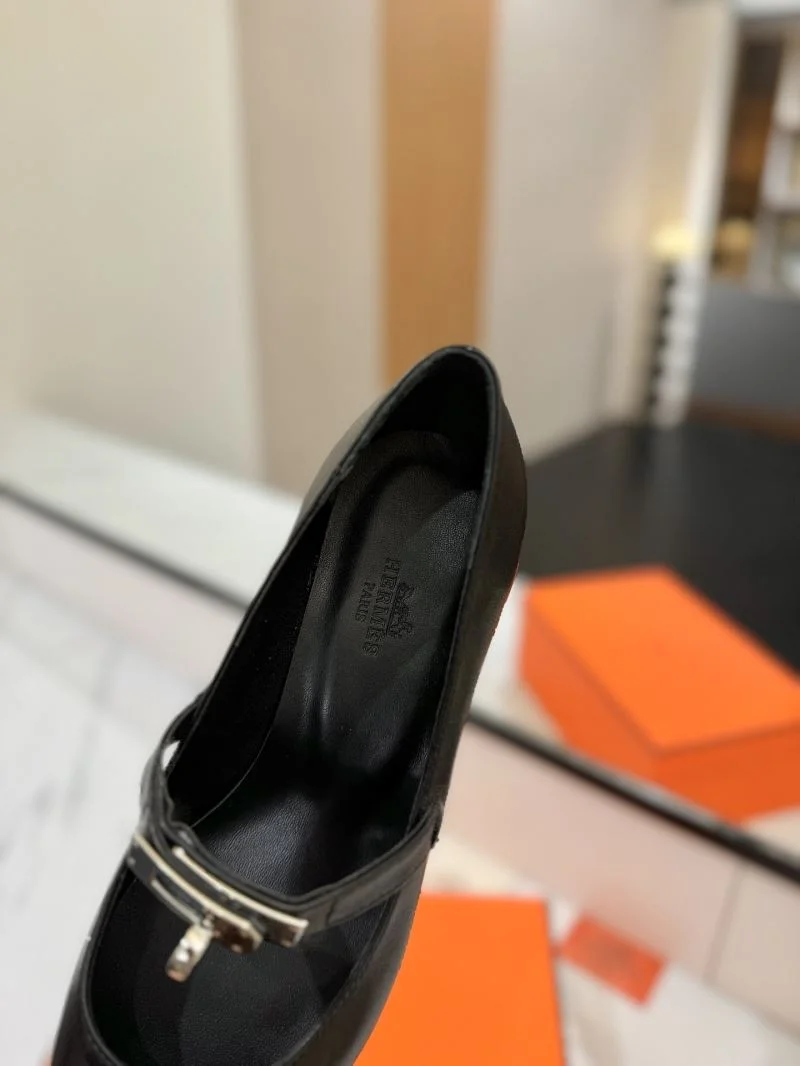 Reasonably priced Hermes Low Shoes