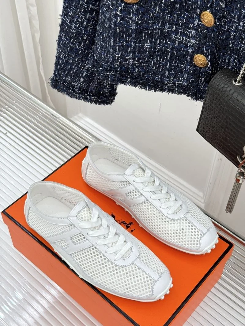 Accurate model Hermes Low Shoes