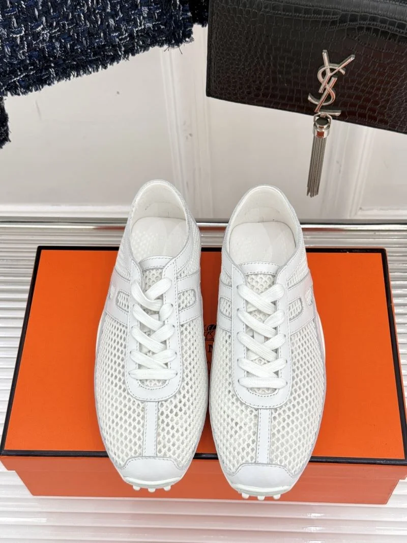 Accurate model Hermes Low Shoes