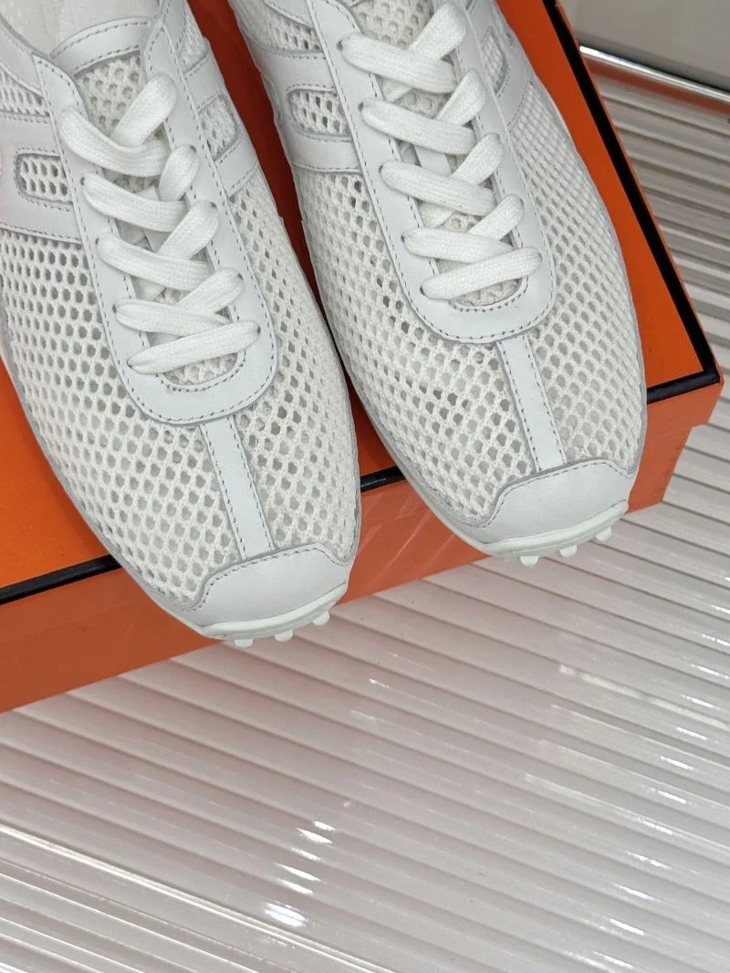 Accurate model Hermes Low Shoes