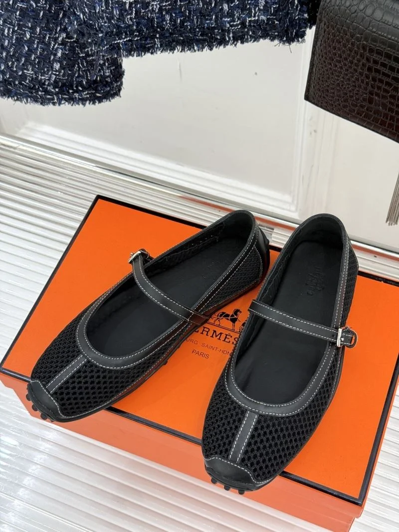 Brand-authenticated Hermes Low Shoes
