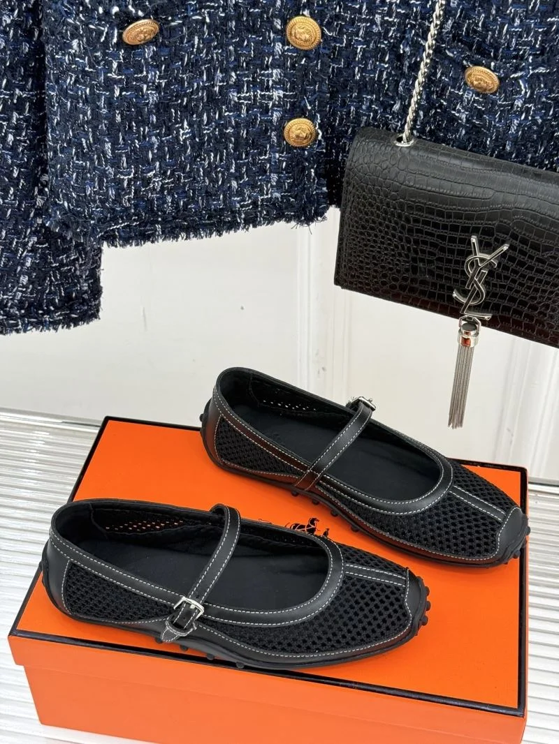 Brand-authenticated Hermes Low Shoes