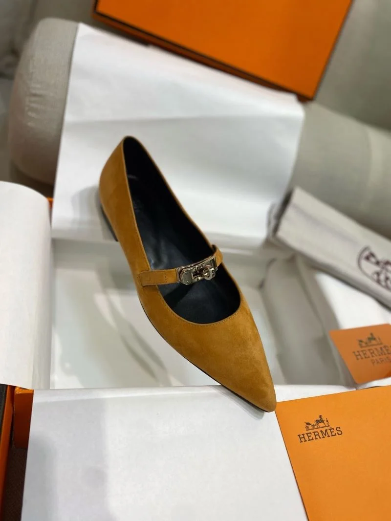Exact replica Hermes Low Shoes