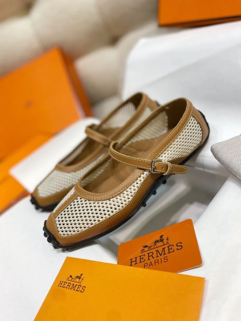 Brand-authenticated Hermes Low Shoes