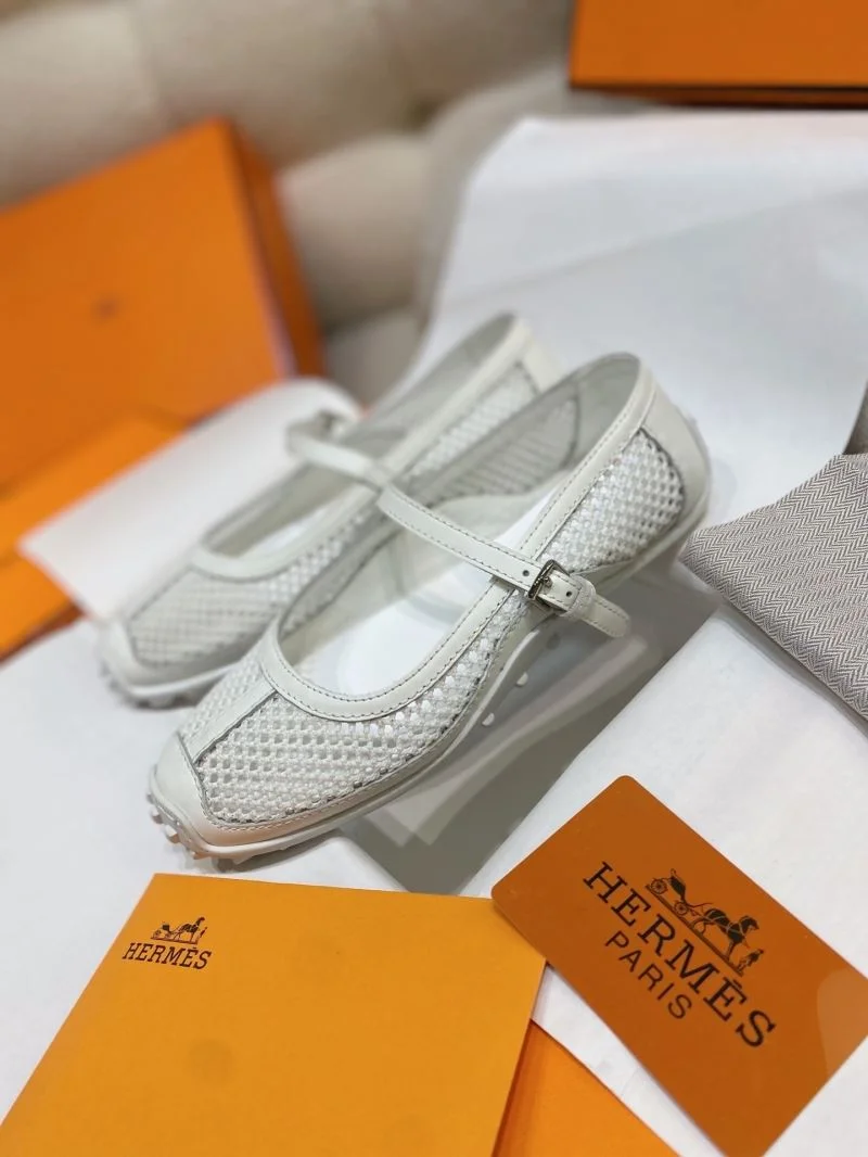 Top mirror Hermes Low Shoes