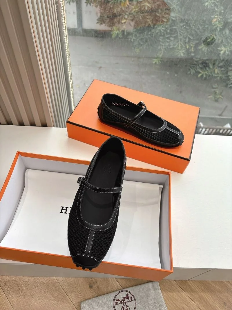 Value-priced Hermes Low Shoes