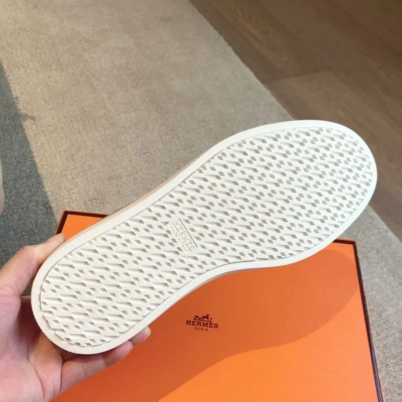 Brand-authenticated Hermes Low Shoes