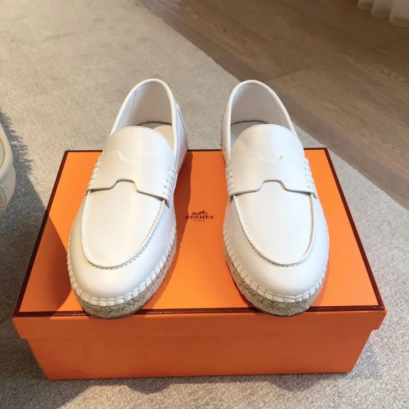 Value-priced Hermes Low Shoes