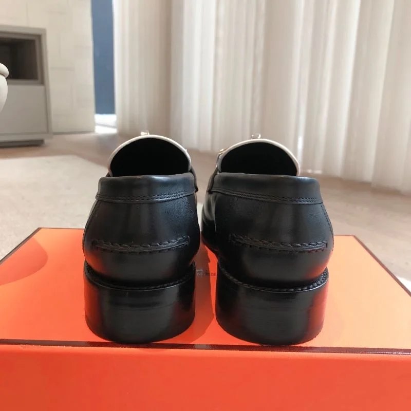 Indistinguishable Hermes Low Shoes