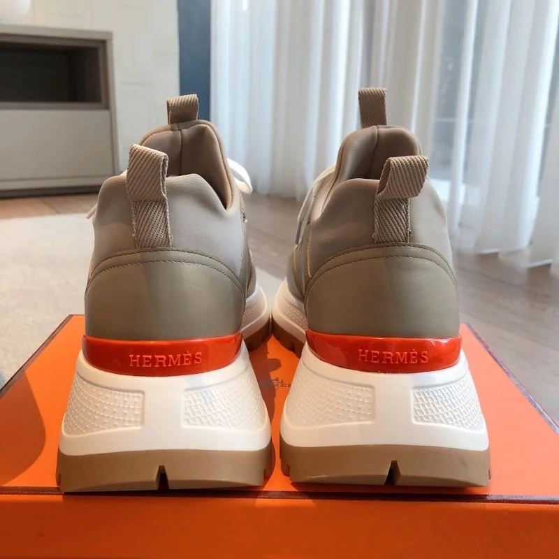 Accurate model Hermes Low Shoes