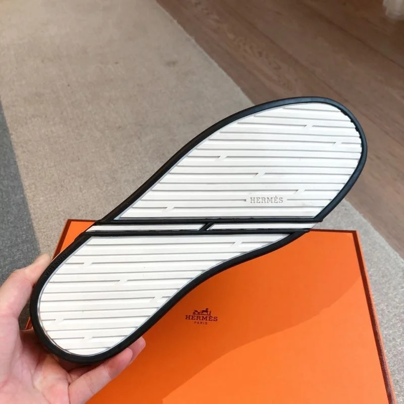 Exact replica Hermes Low Shoes