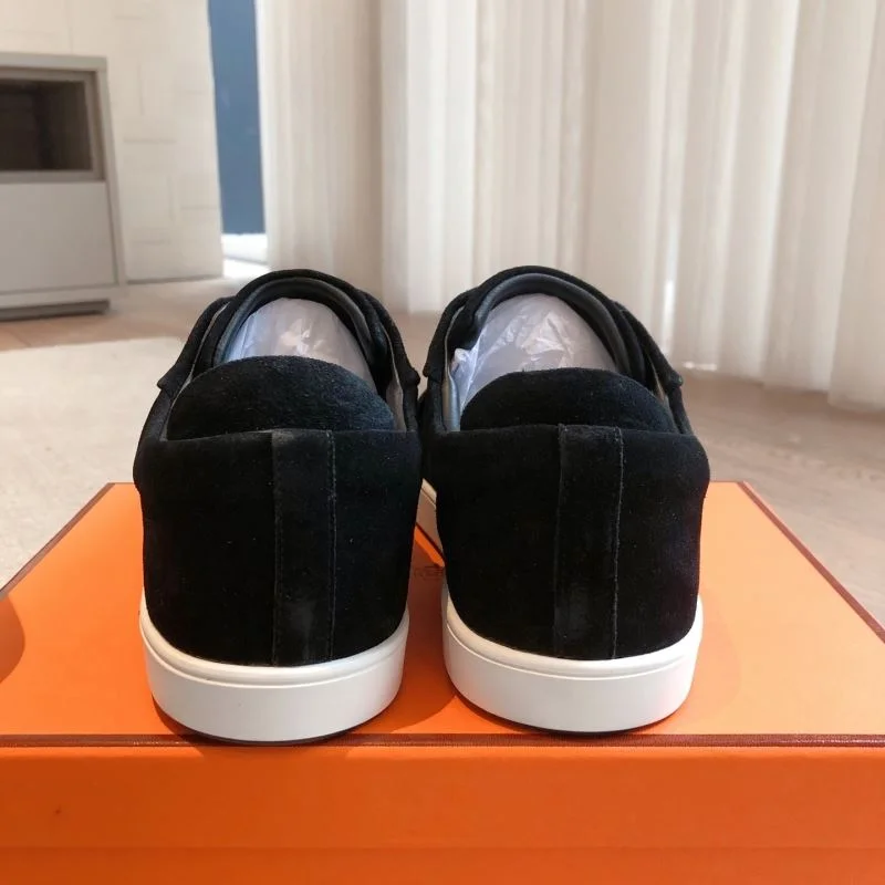 Accurate model Hermes Low Shoes