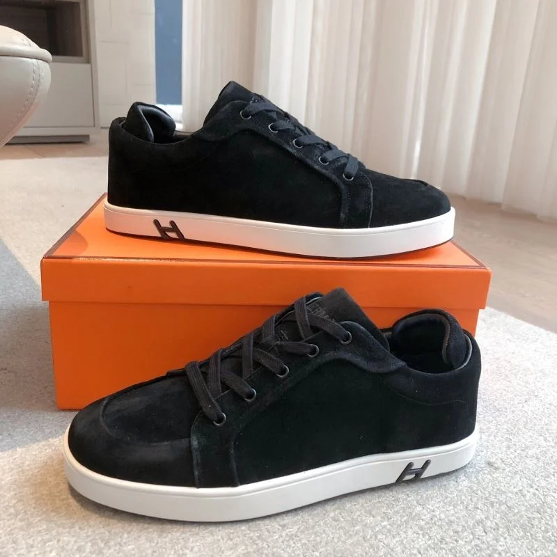 Accurate model Hermes Low Shoes