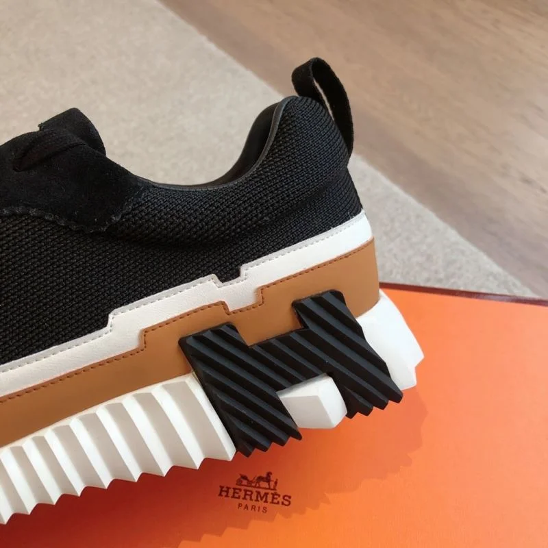 Accurate model Hermes Low Shoes