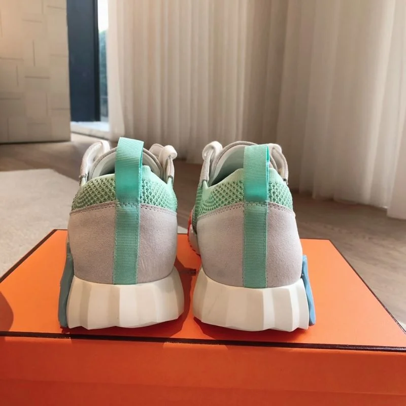 Accurate model Hermes Low Shoes