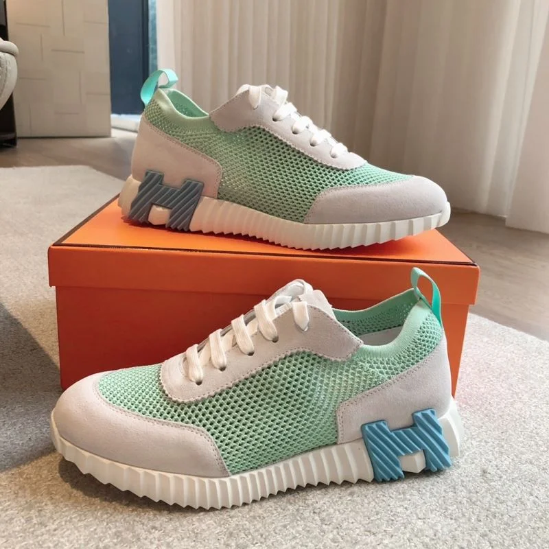 Accurate model Hermes Low Shoes