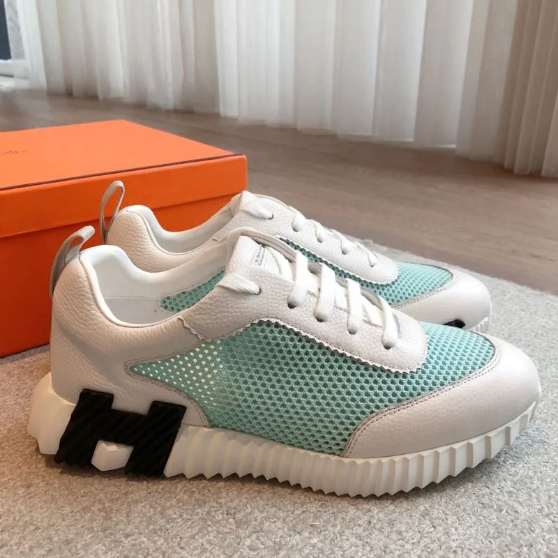 Accurate model Hermes Low Shoes