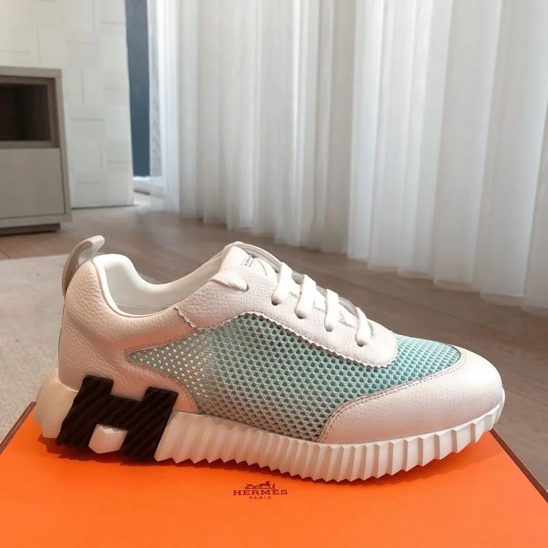 Accurate model Hermes Low Shoes