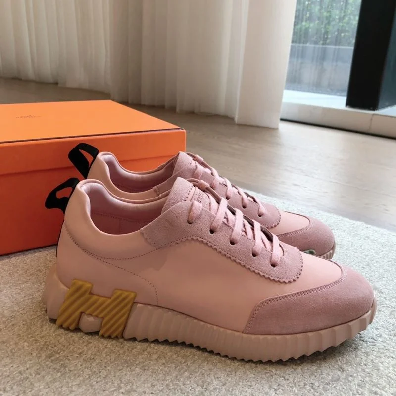 Accurate model Hermes Low Shoes