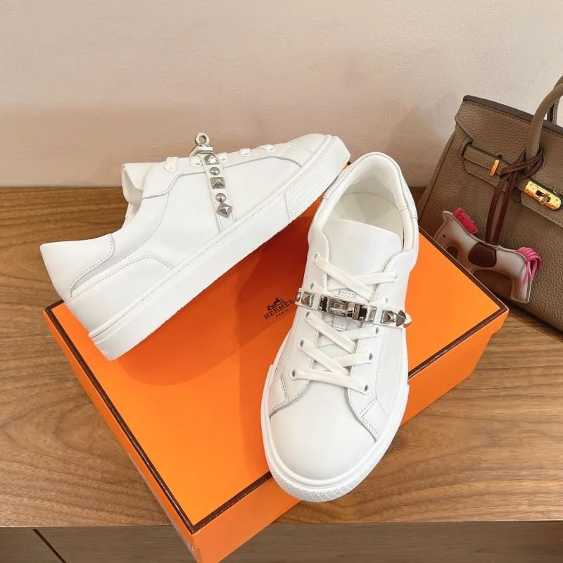 Top mirror Hermes Low Shoes