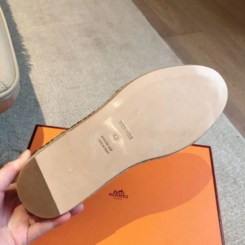 Exact replica Hermes Low Shoes