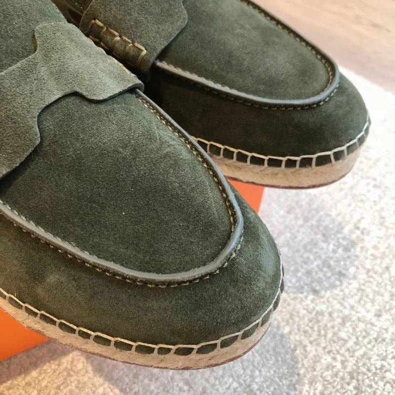 Bargain Hermes Low Shoes